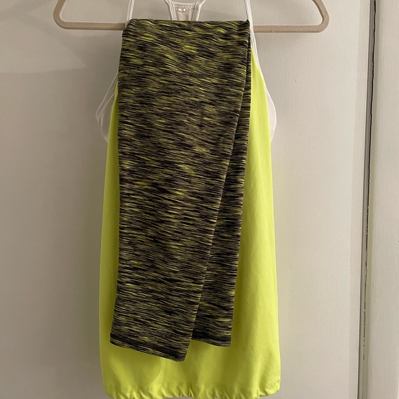 Fabletics | Other | Fabletics Workout Lime Green Top And Matching Capri ...